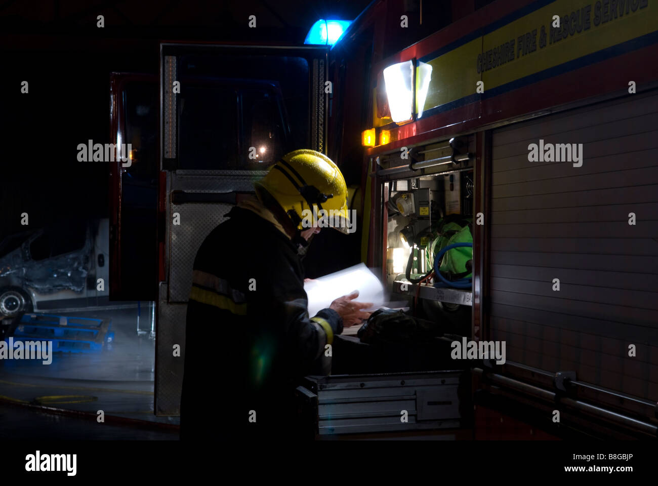 Fire officer hi-res stock photography and images - Alamy
