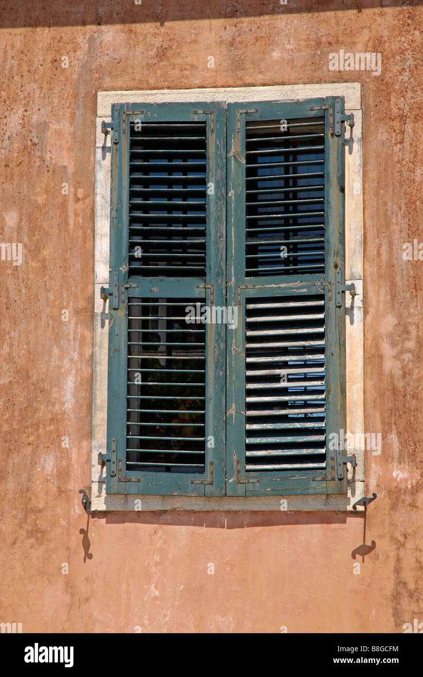 Shadows from the sun hi-res stock photography and images - Alamy