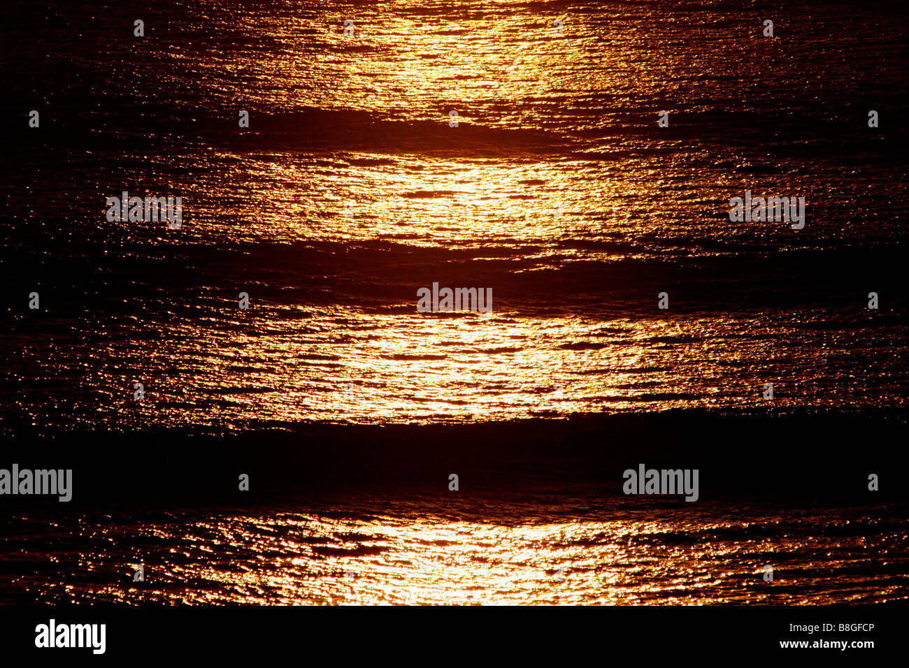 Reflected setting sun hi-res stock photography and images - Alamy