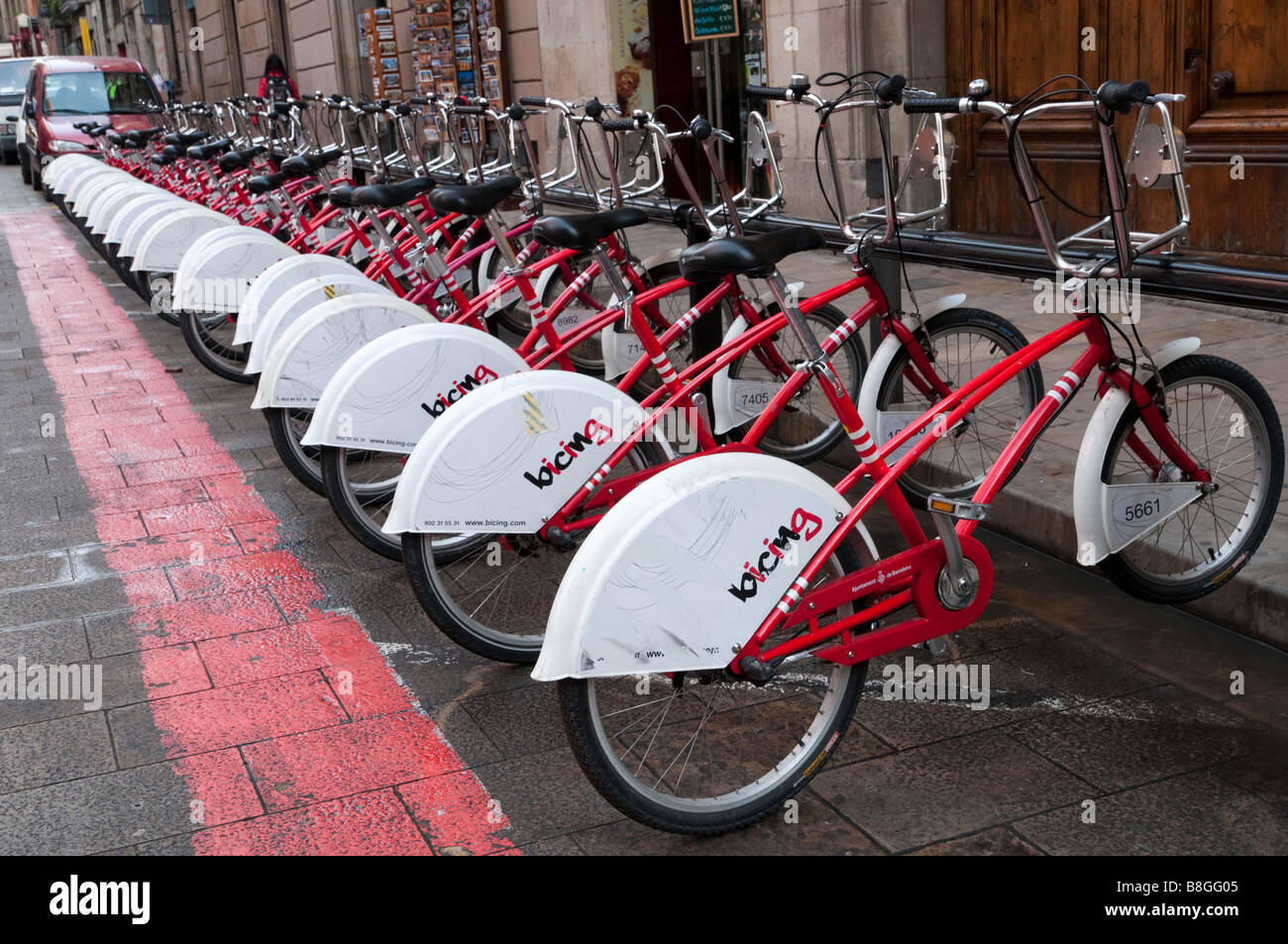 Bike rentals barcelona hi-res stock photography and images - Alamy