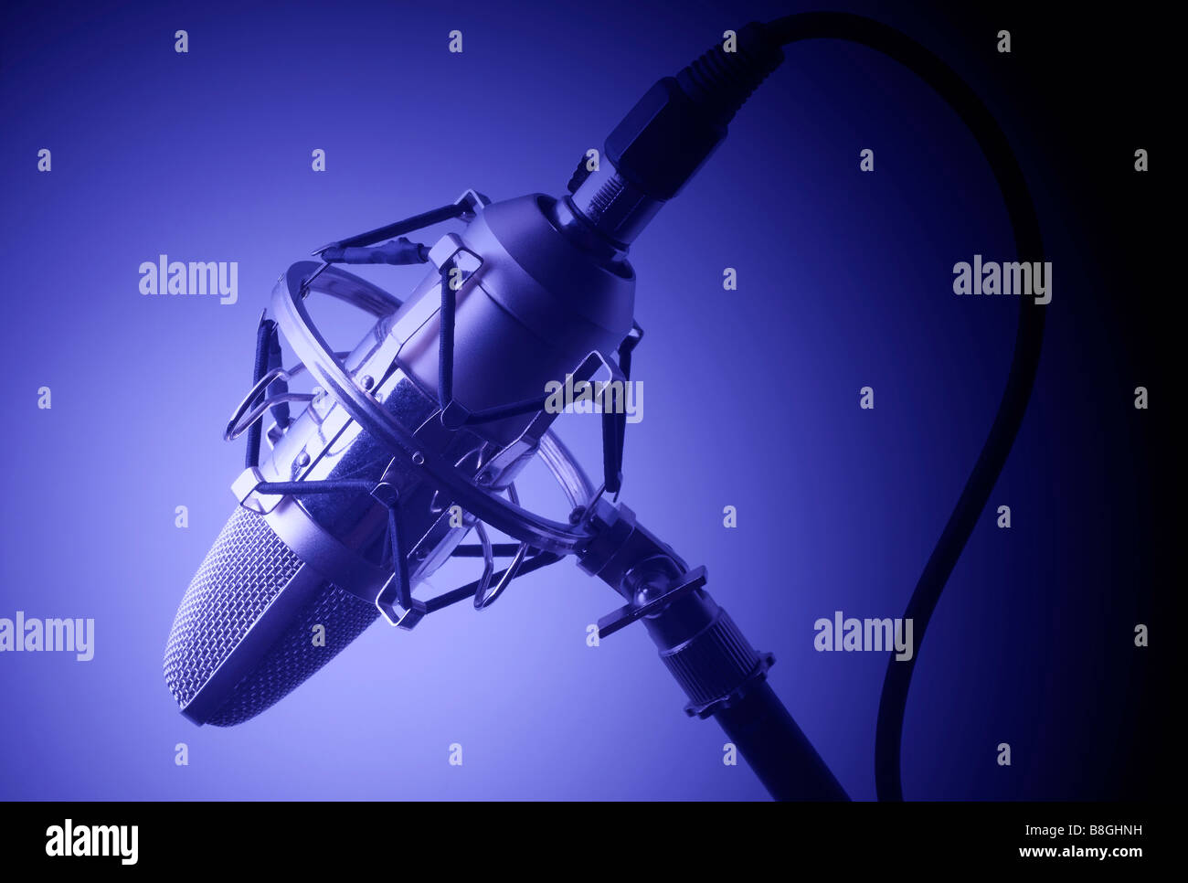 Studio microphone on stand Stock Photo - Alamy