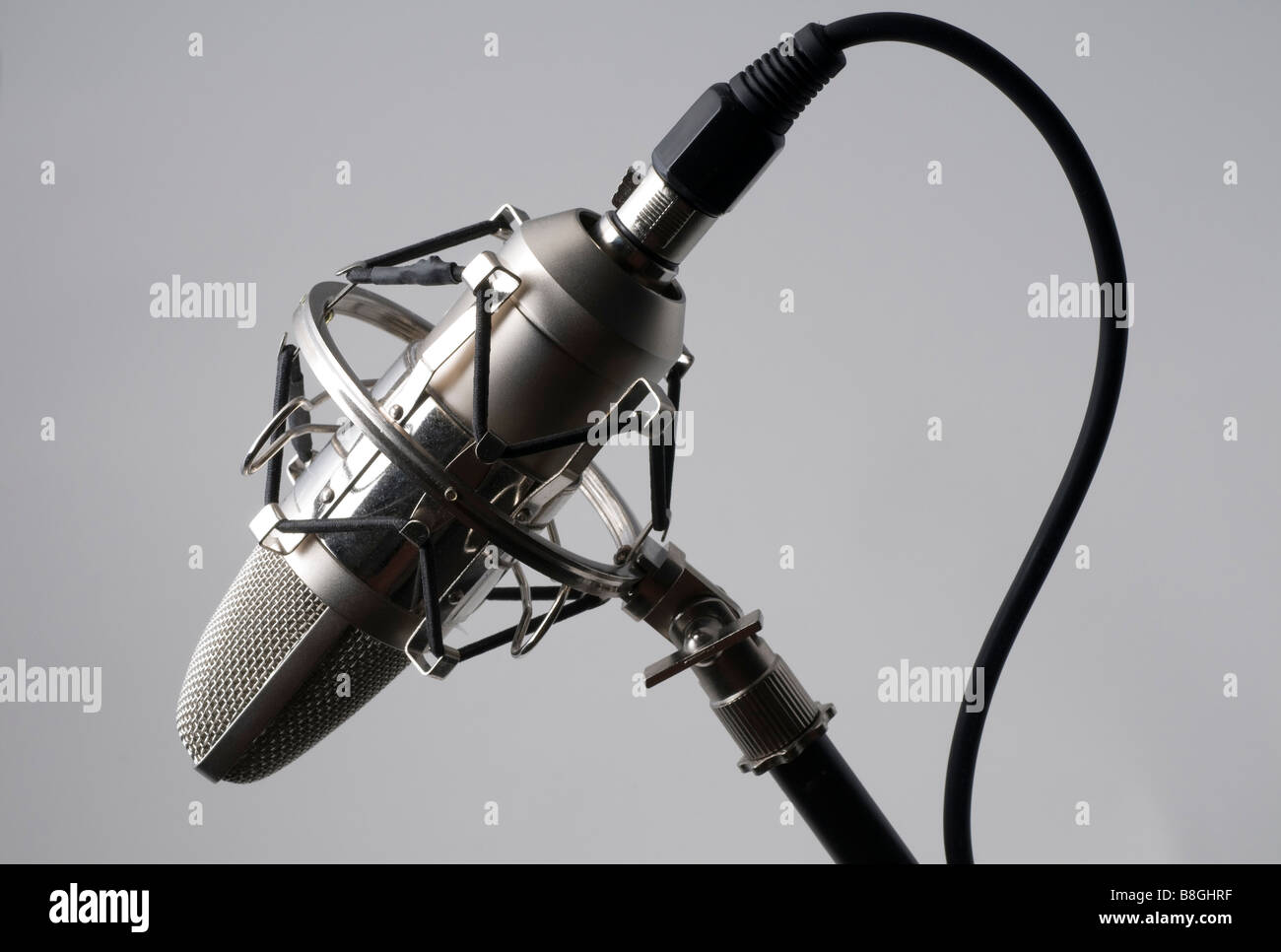 Studio microphone hi-res stock photography and images - Alamy