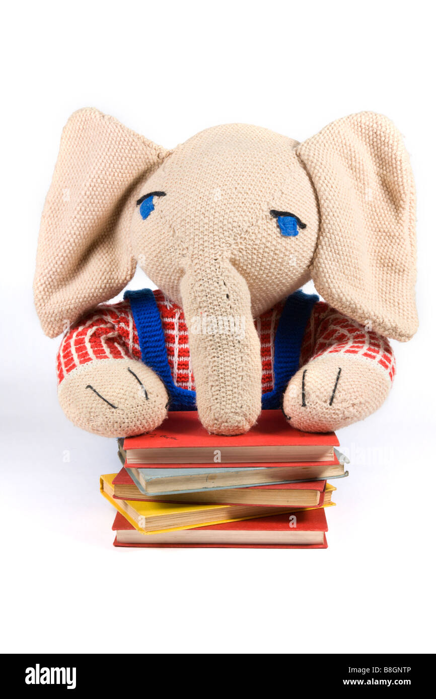 Childrens books stack pile hi-res stock photography and images - Alamy