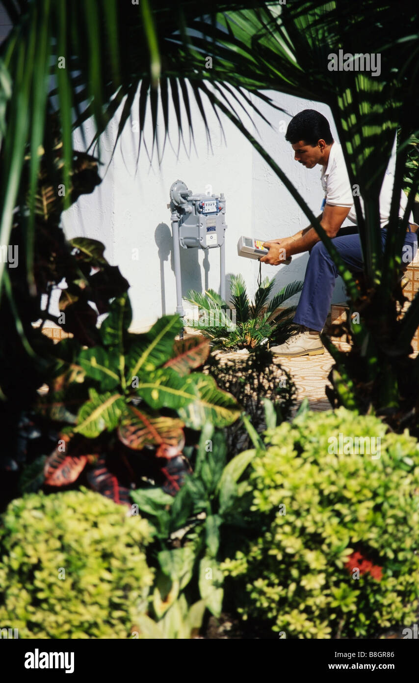 Meter reading hi-res stock photography and images - Alamy