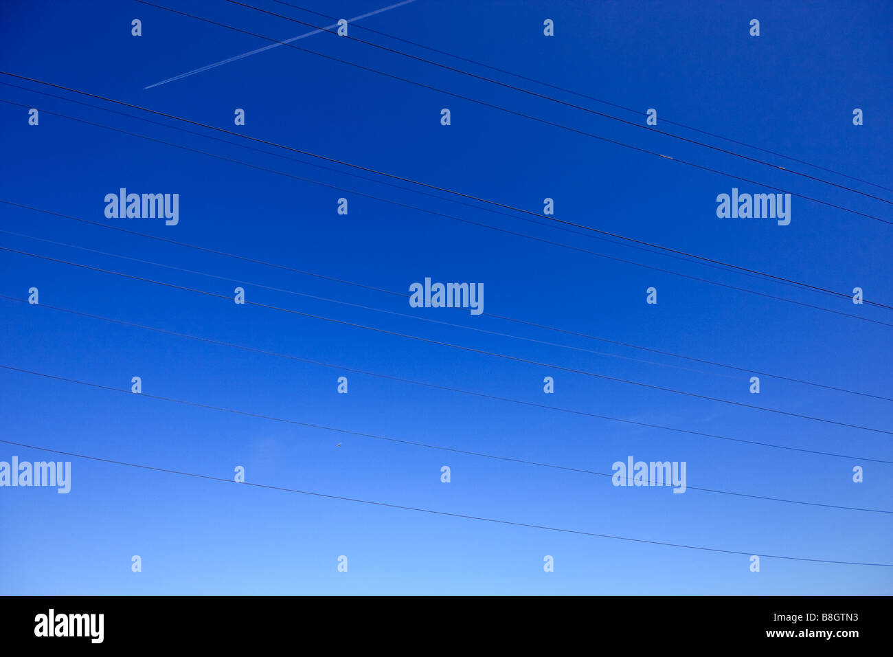 Static towers hi-res stock photography and images - Alamy