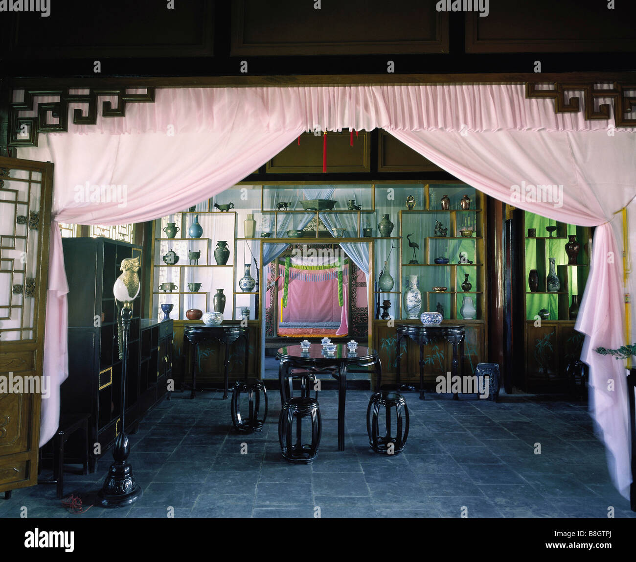 Pavilion beijing china hi-res stock photography and images - Alamy