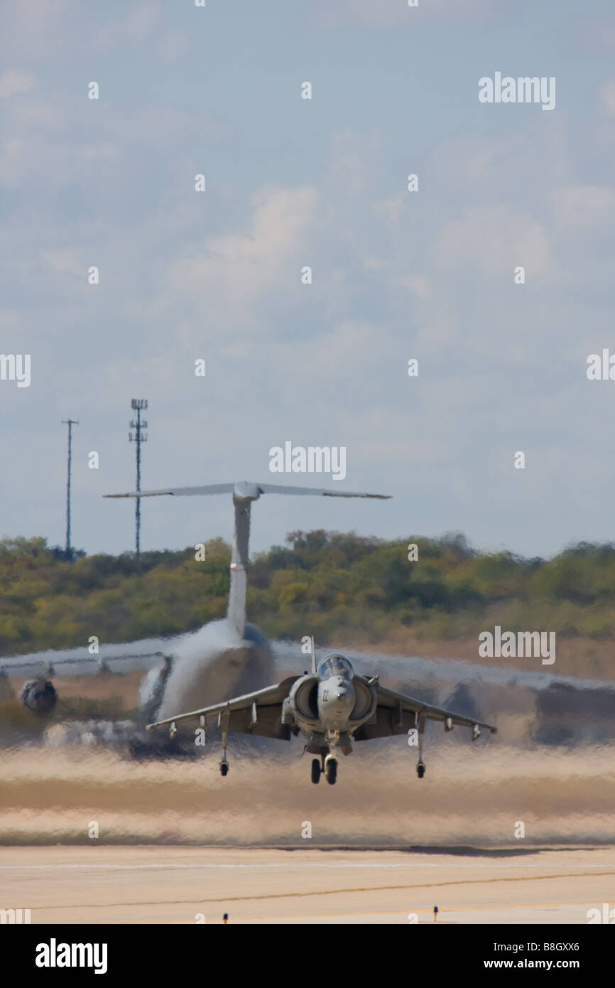 Av 8b harrier pilot hi-res stock photography and images - Alamy