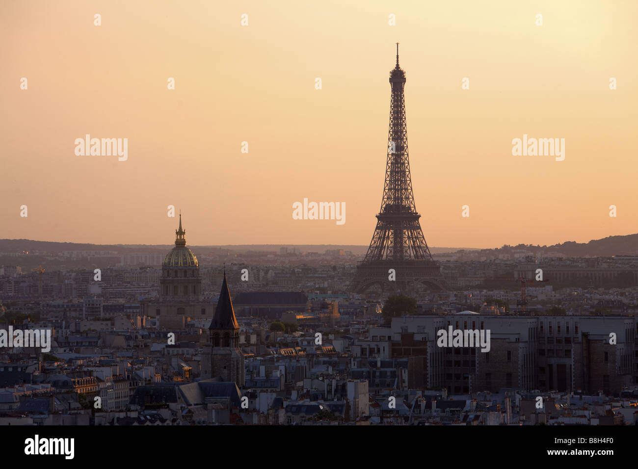 Aerial view of the Eiffel Tower in Paris during sunset Stock Photo - Alamy