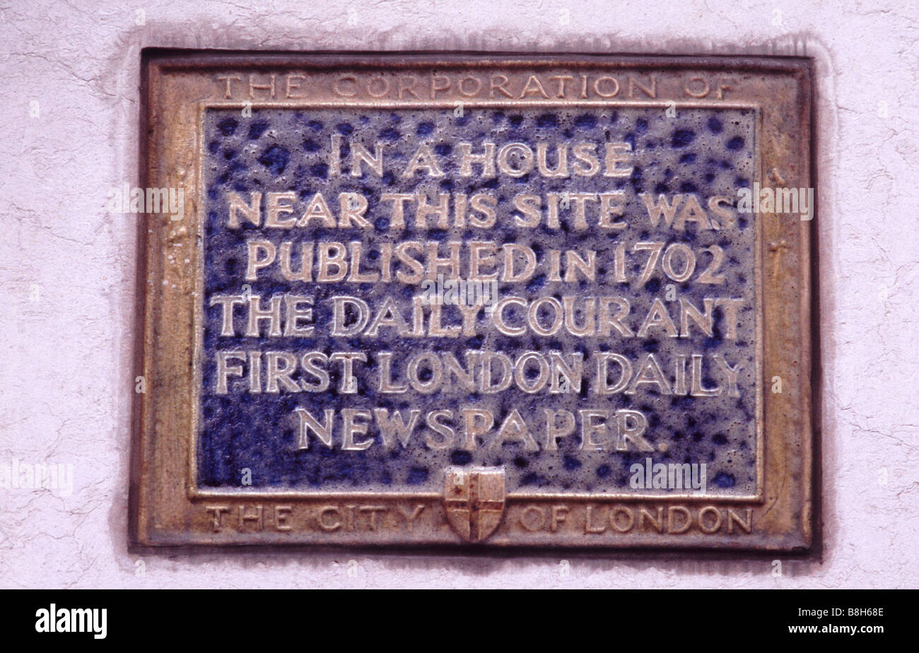 Fleet street newspapers hi-res stock photography and images - Alamy