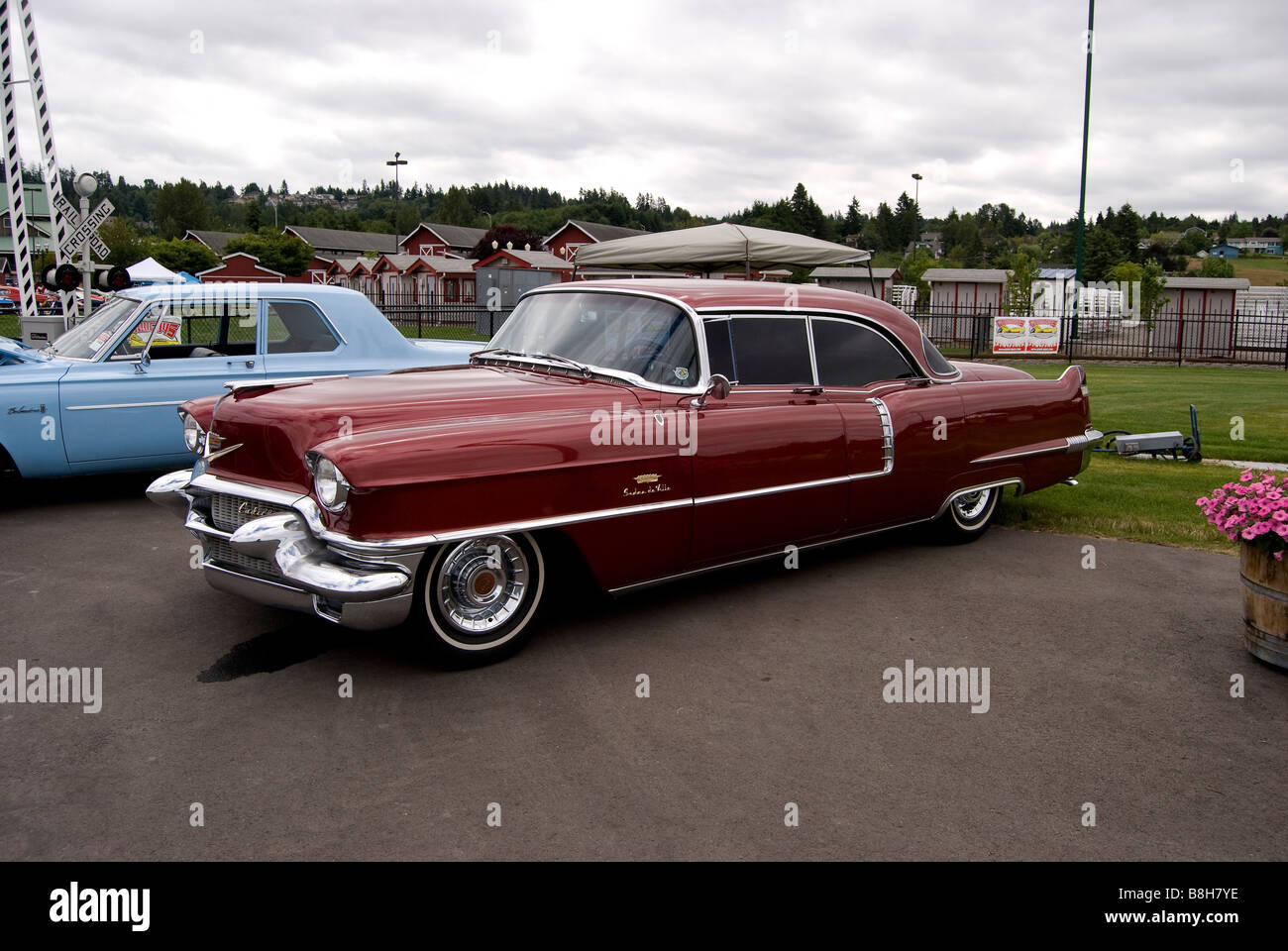 Red cadillac with custom wheels hi-res stock photography and images - Alamy