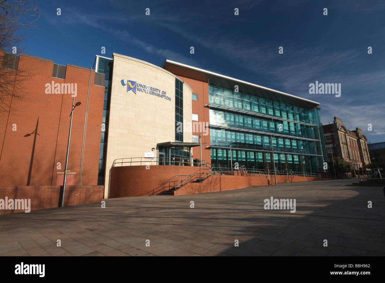 Wolverhampton University Harrison Learning Center Wolverhampton West ...