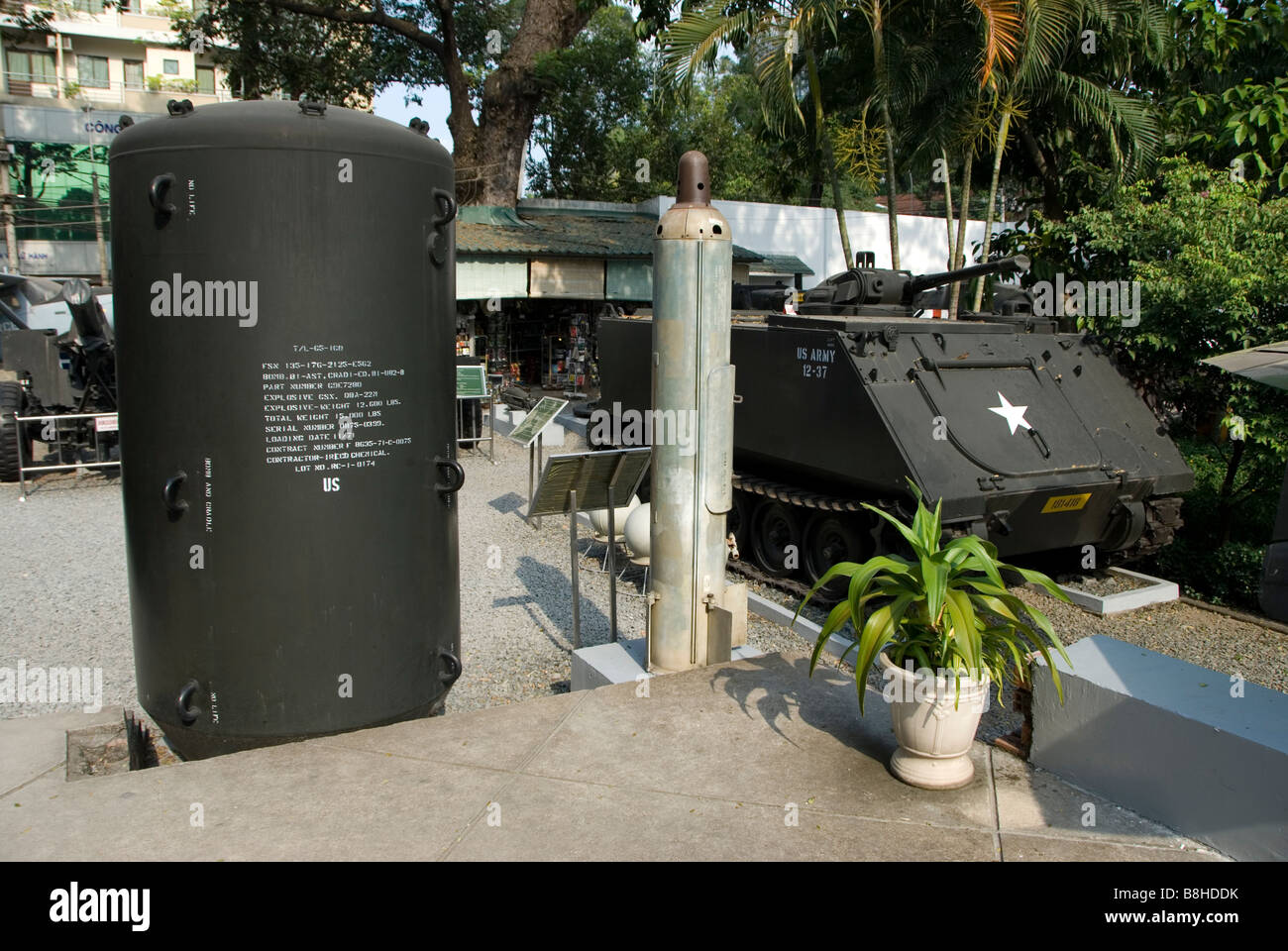 Us bombing viet nam war hi-res stock photography and images - Alamy