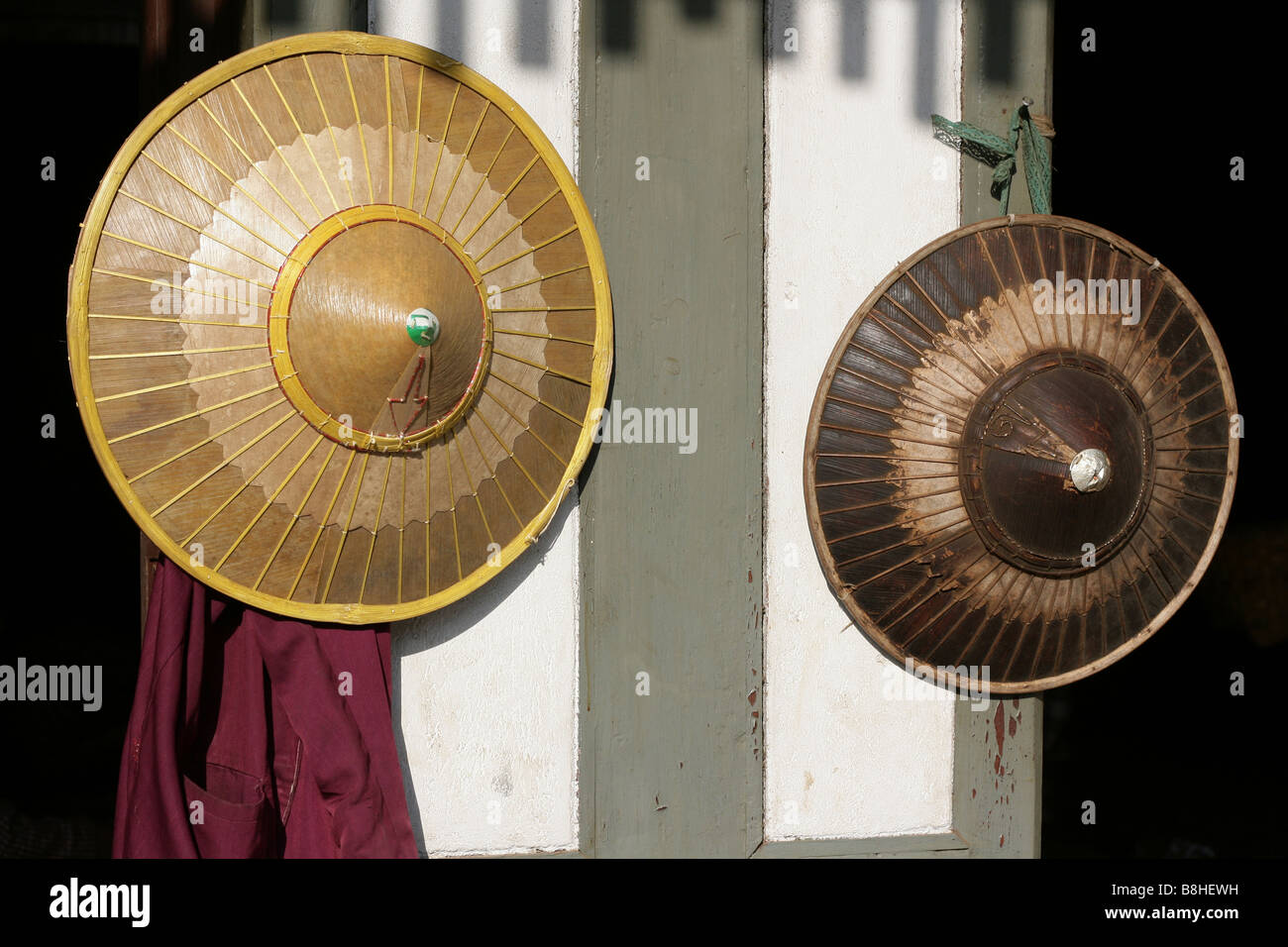 Asian conical hats hi-res stock photography and images - Alamy