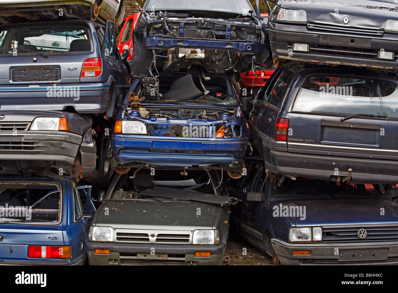 Car wrecks hi-res stock photography and images - Alamy