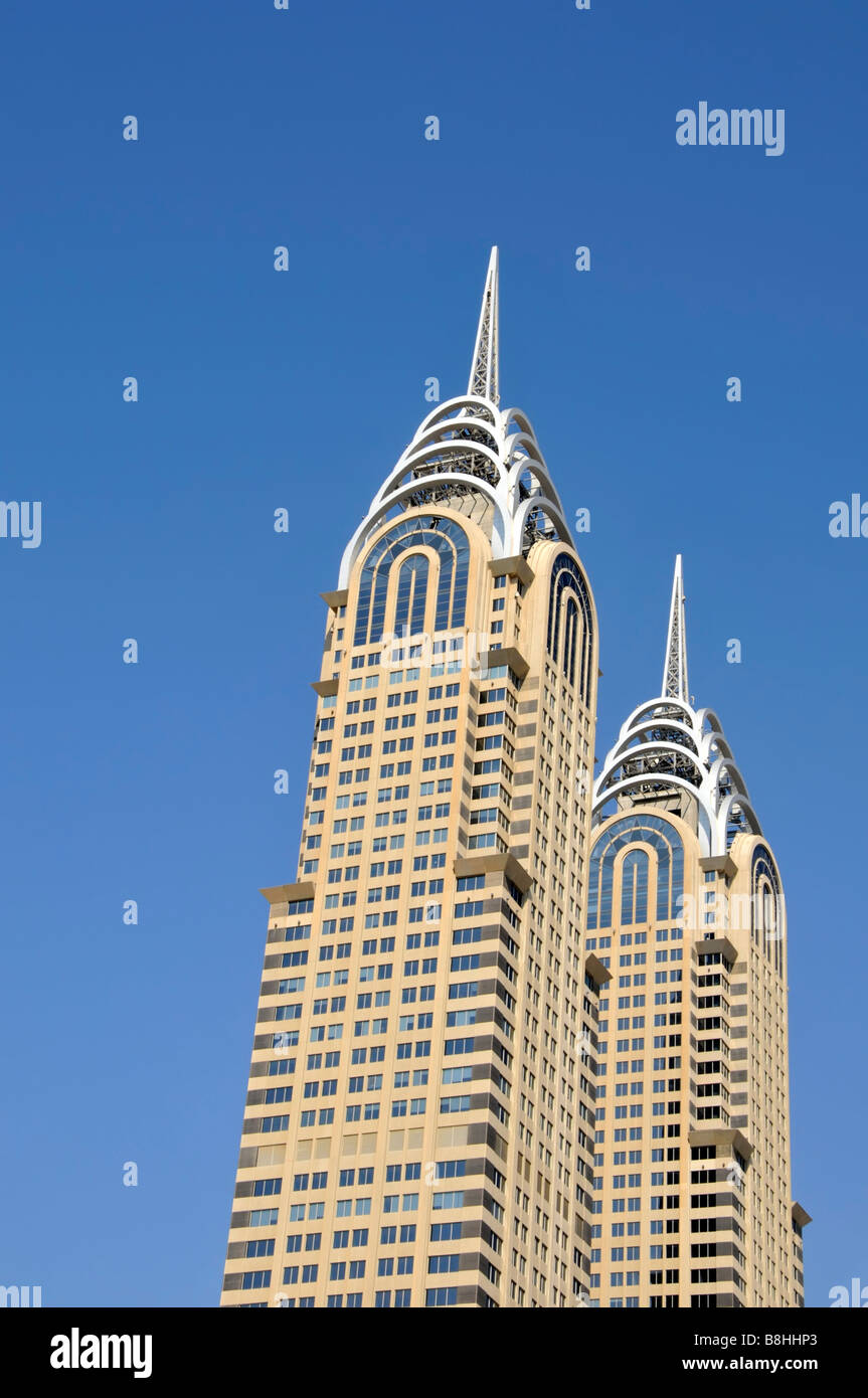 Dubai tall buildings hi-res stock photography and images - Alamy