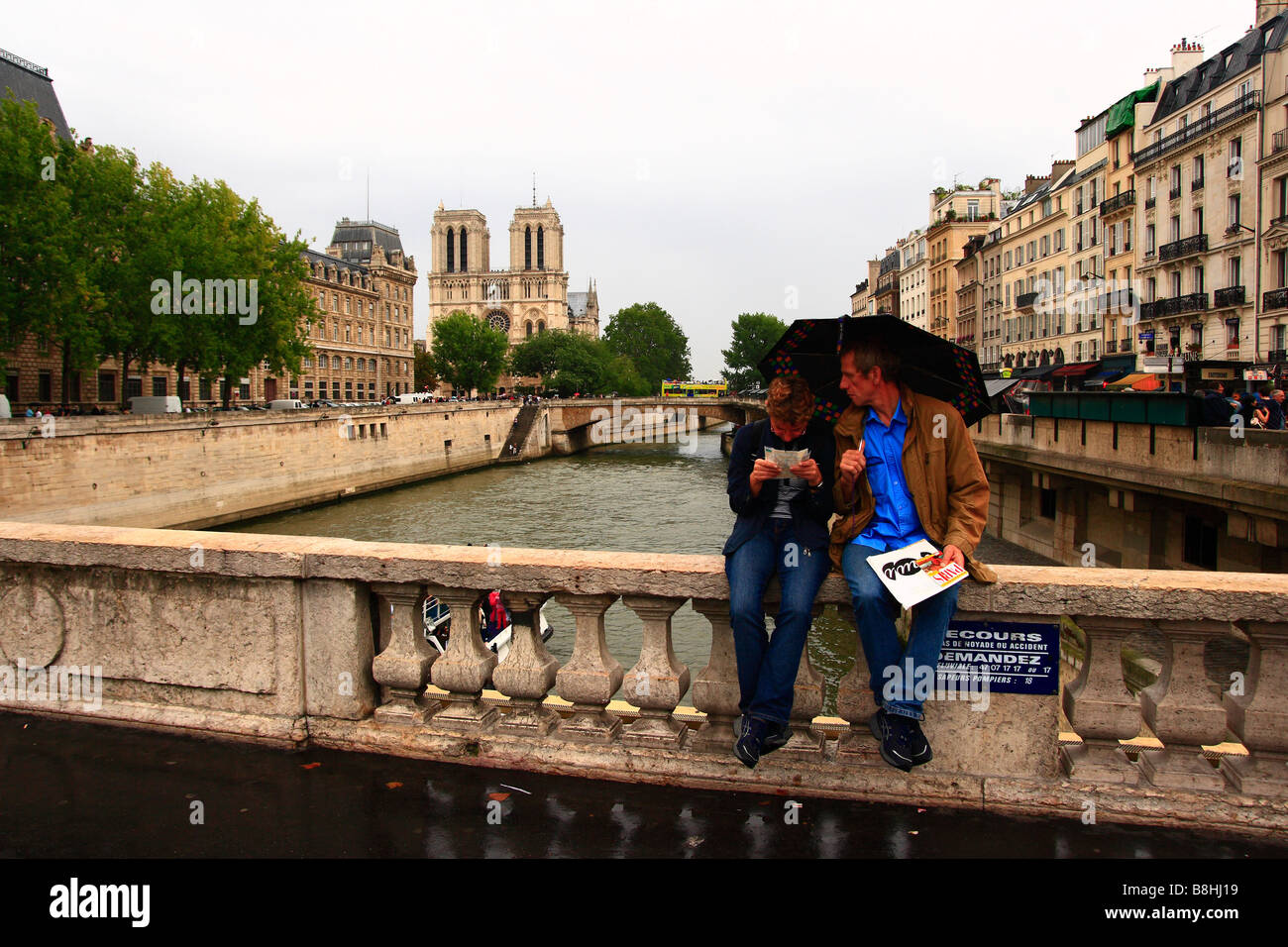 Senna paris hi-res stock photography and images - Alamy