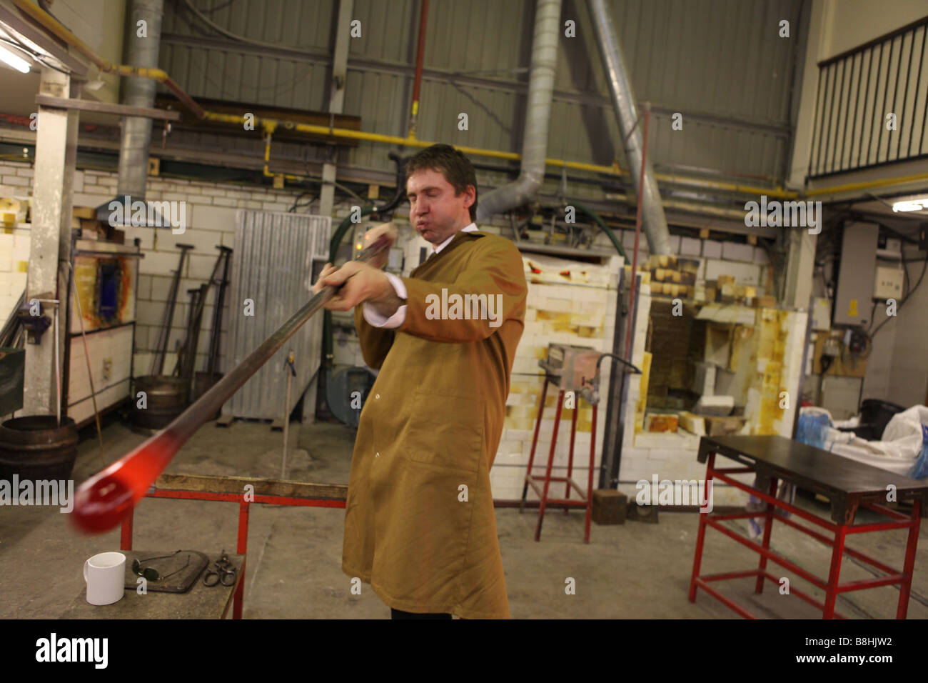 Glass blower hi-res stock photography and images - Alamy