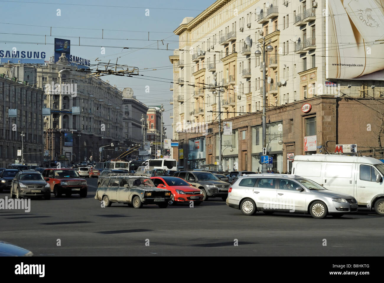 Main Moscow street Tverskaya Stock Photo - Alamy