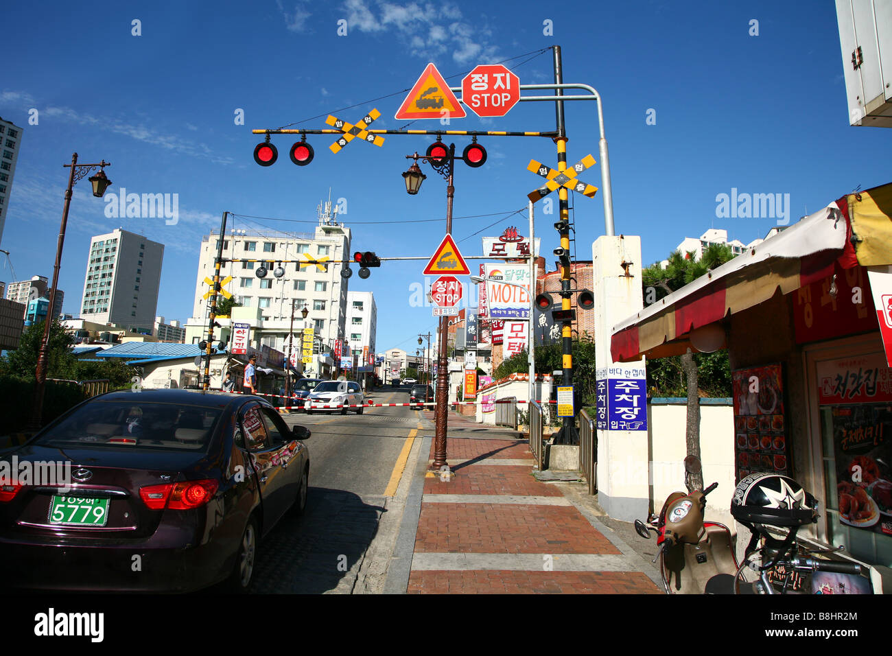 steet scene in Busan (Pusan) in South Korea, a goods transportation ...