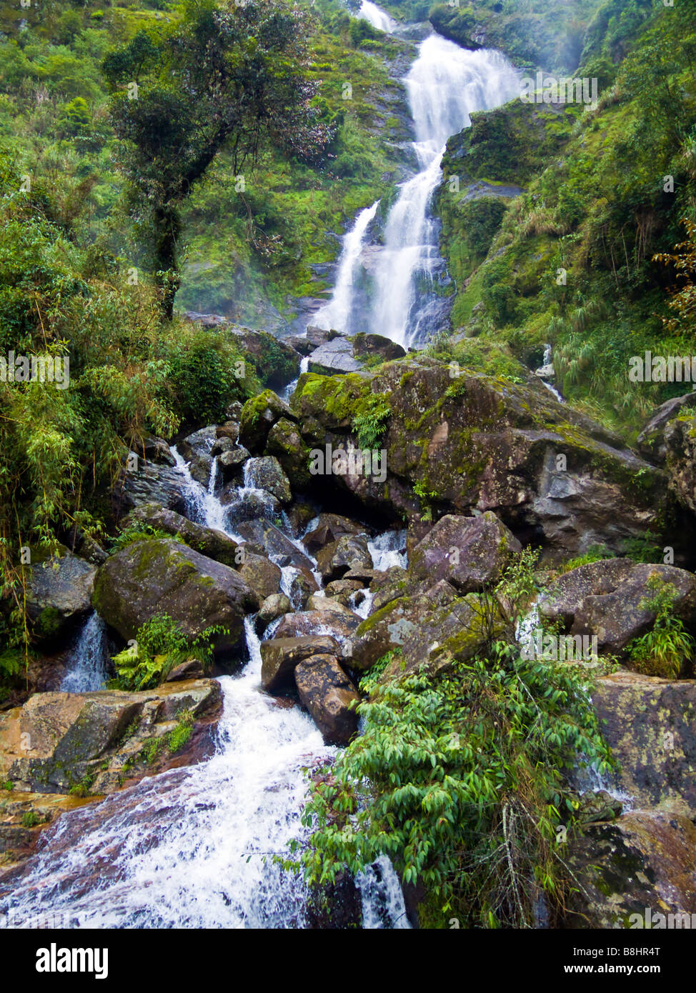 Silver waterfall hi-res stock photography and images - Alamy