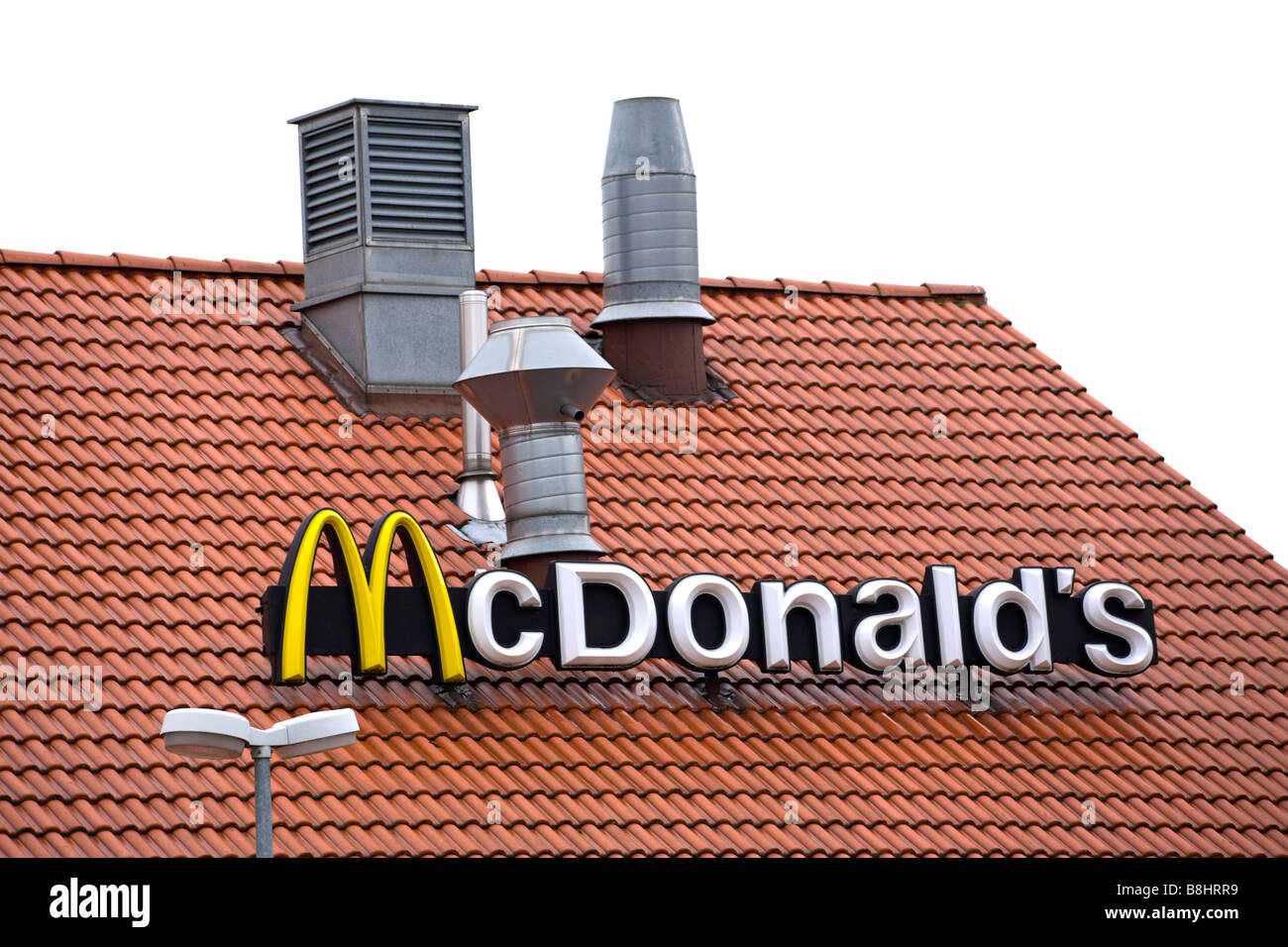 Mcdonalds hamburger restaurant golden hi-res stock photography and ...