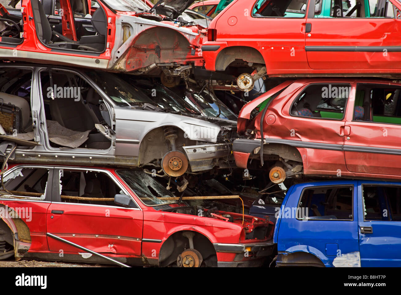 Car cemetery hi-res stock photography and images - Alamy