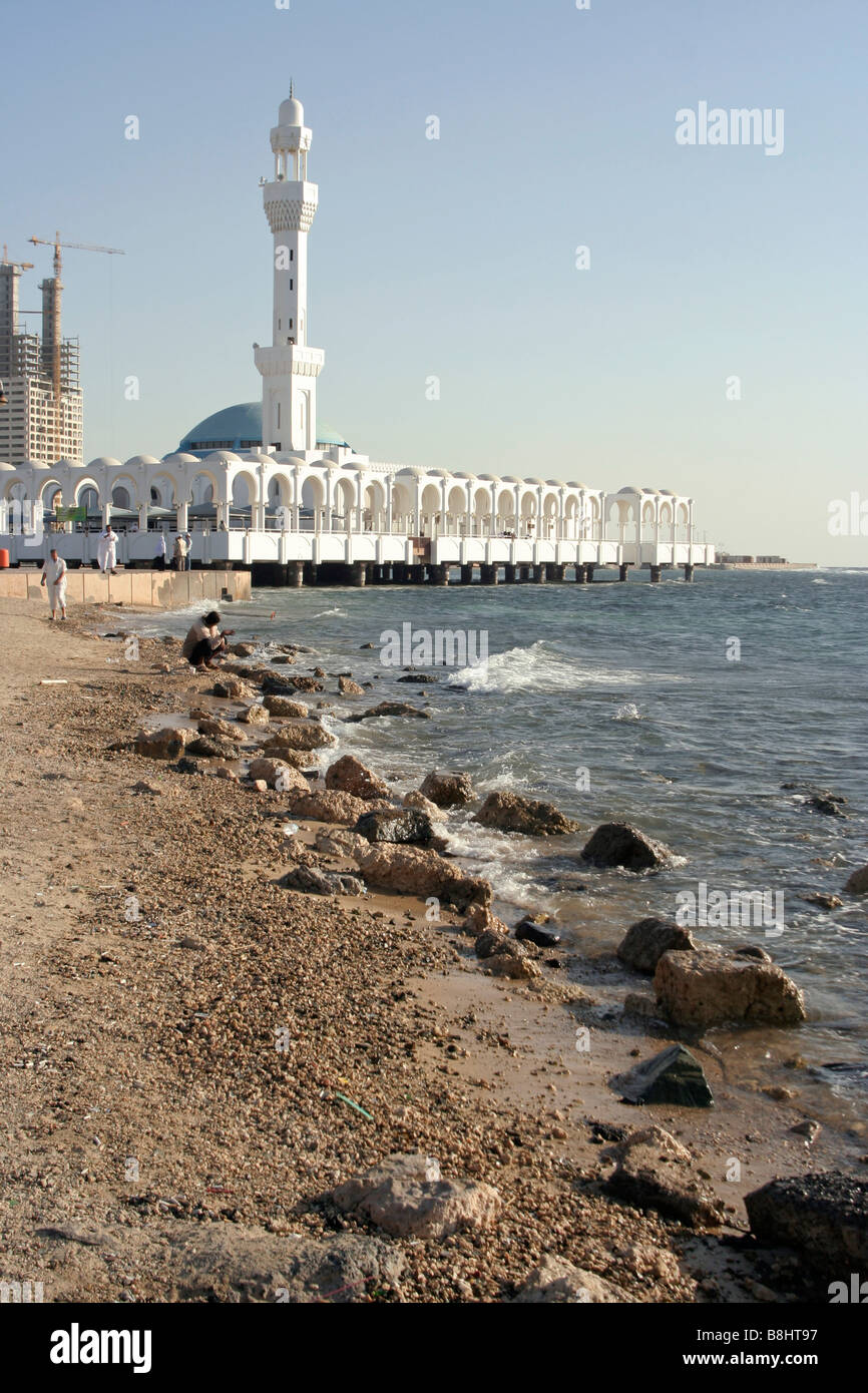 Jeddah floating mosque hi-res stock photography and images - Alamy