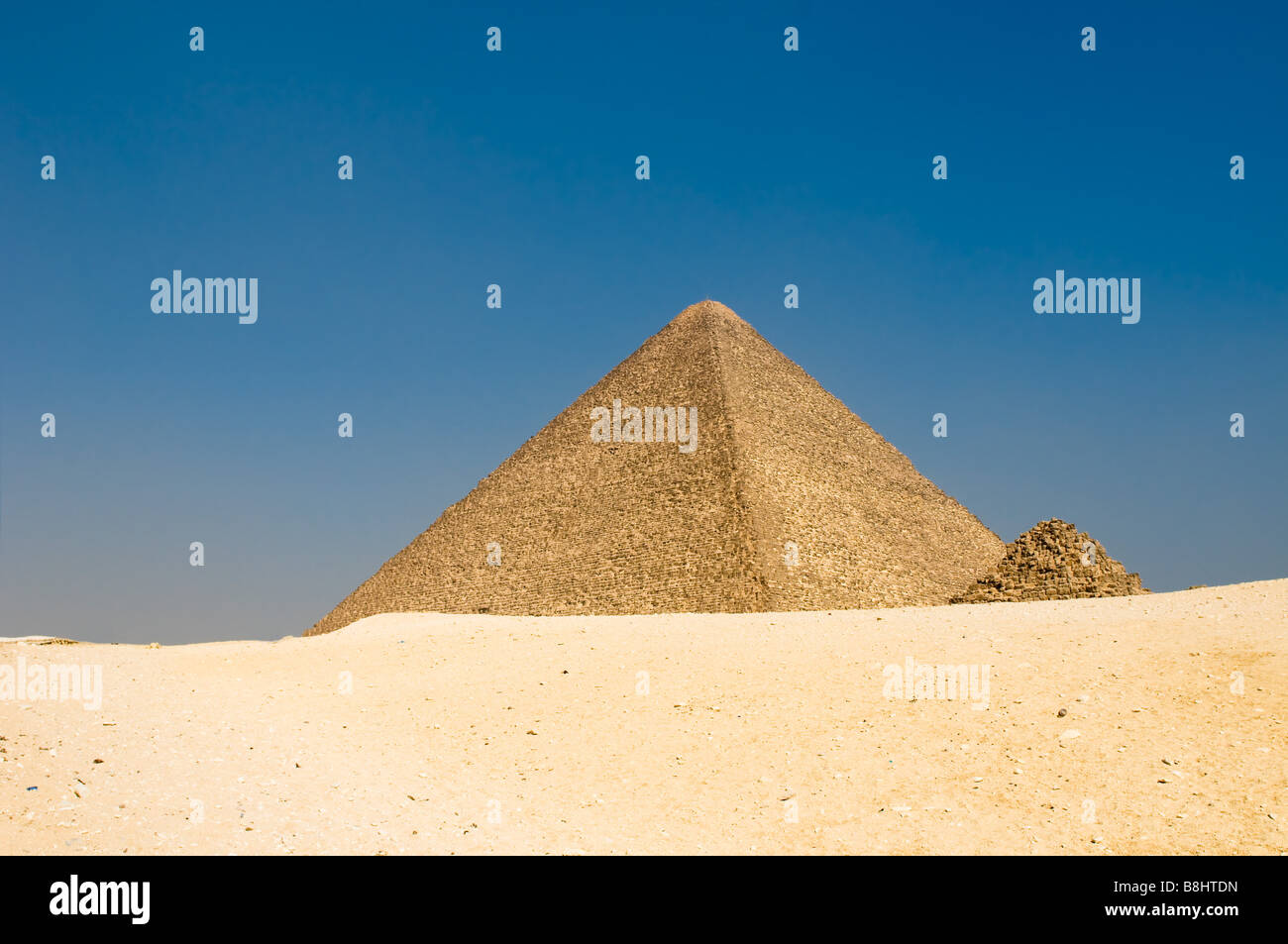 Pyramids of Giza Cairo Stock Photo - Alamy