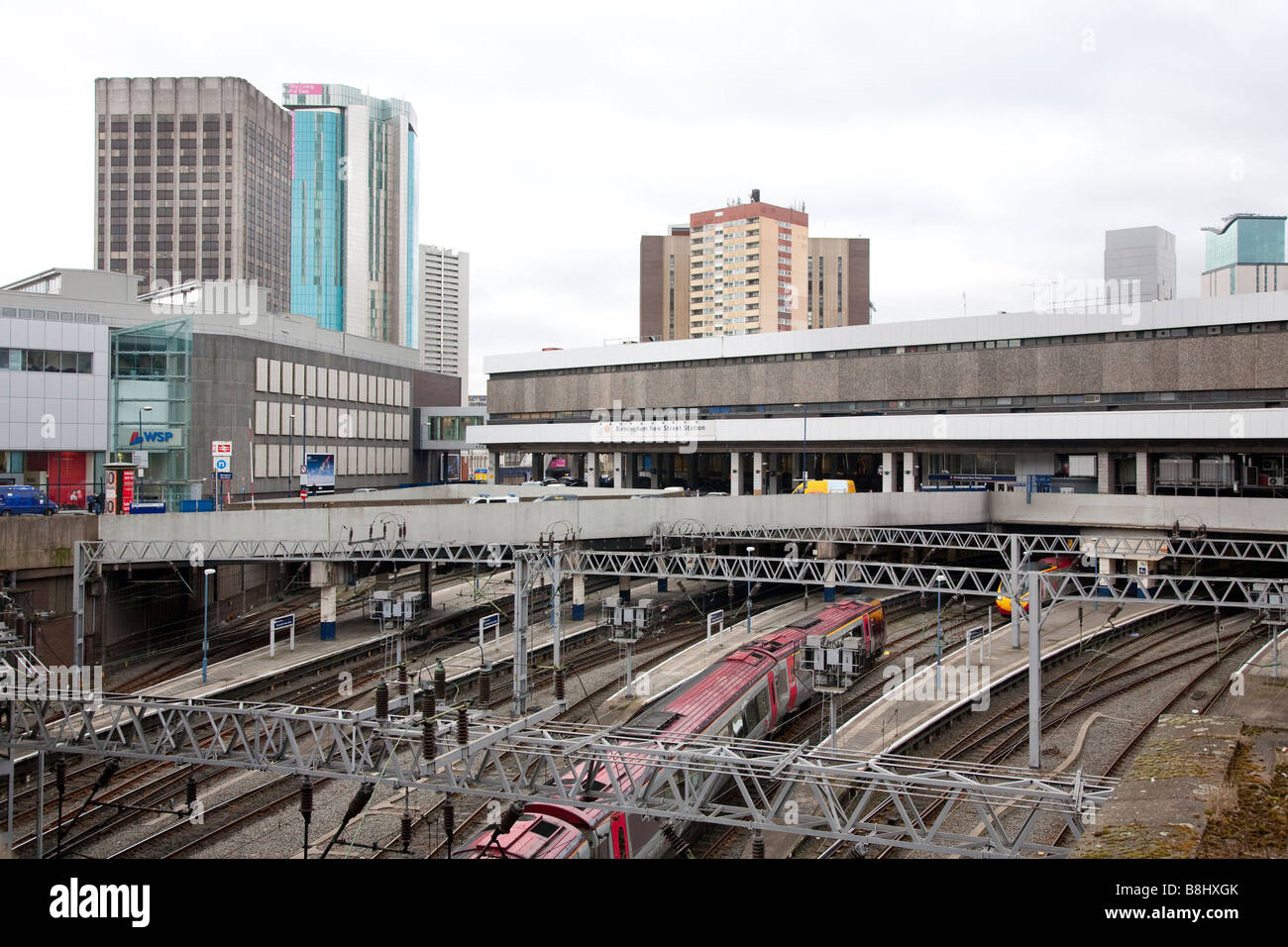 Birmingham train station hi-res stock photography and images - Alamy