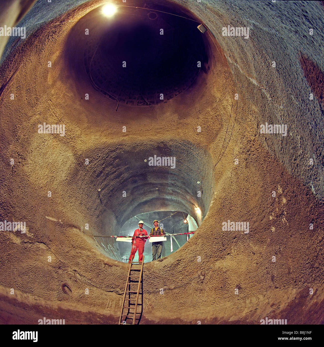 Construction of disabled lift shaft at Waterloo station on the Jubilee ...