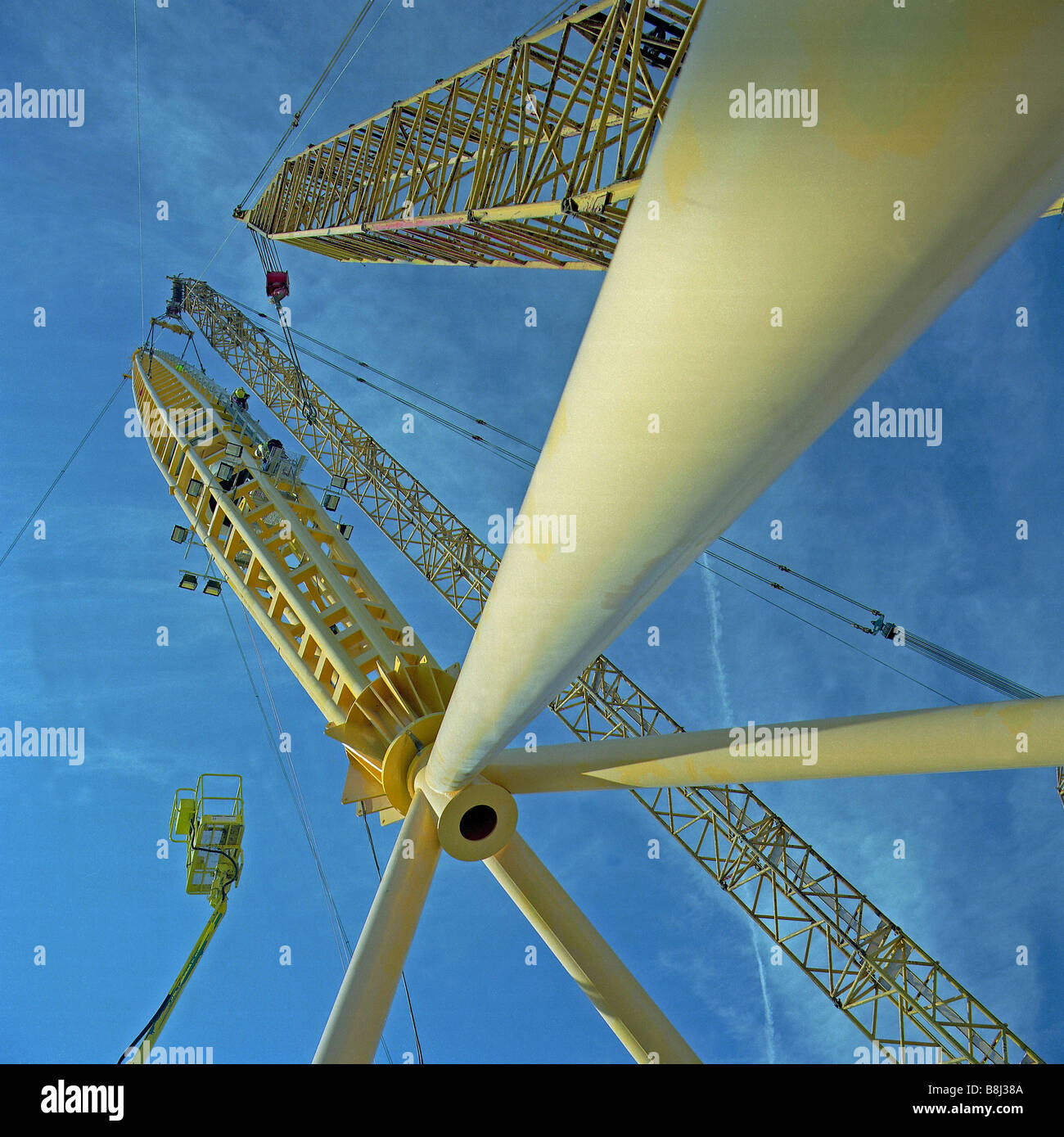 Contractors positioning the huge 100 metre support masts during the ...