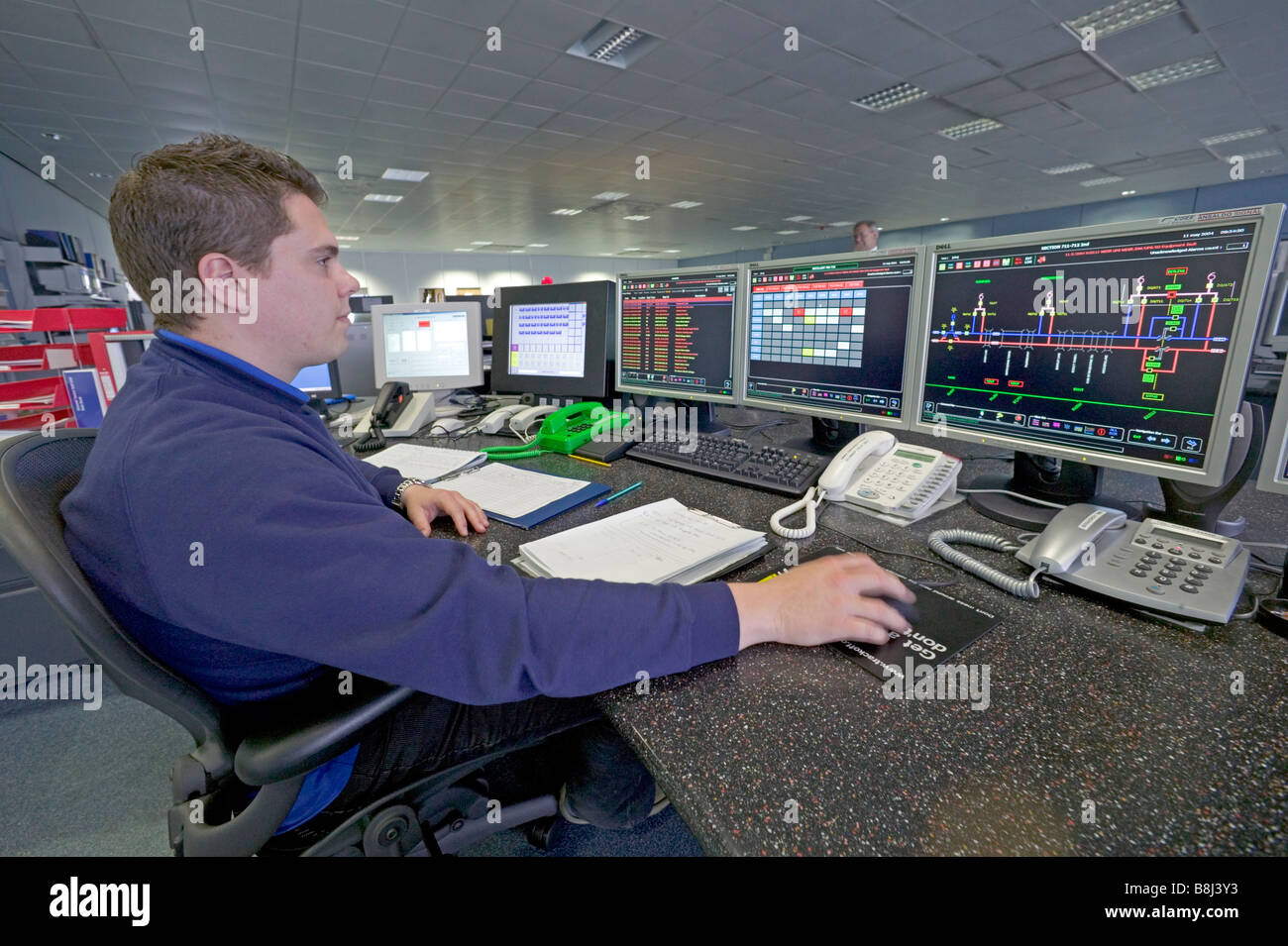Thames valley signal control centre hi-res stock photography and images ...