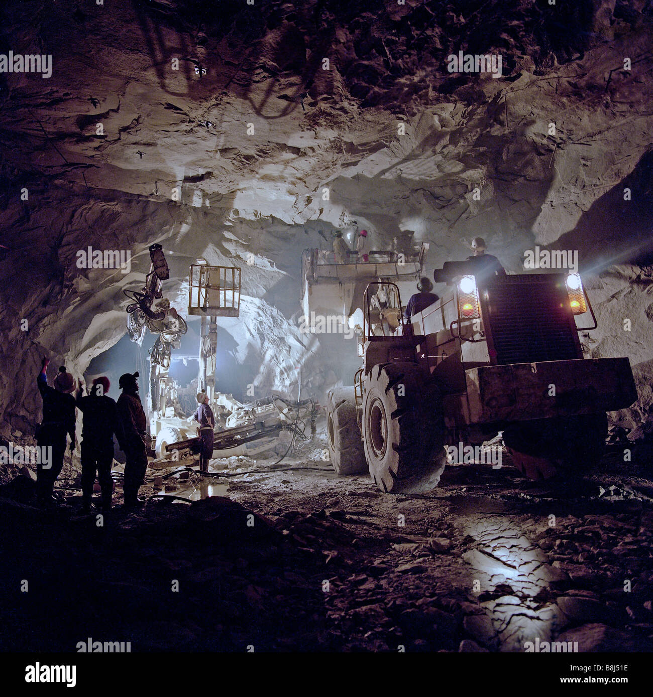 Excavation of water flow metering chamber in delivery tunnel south on ...