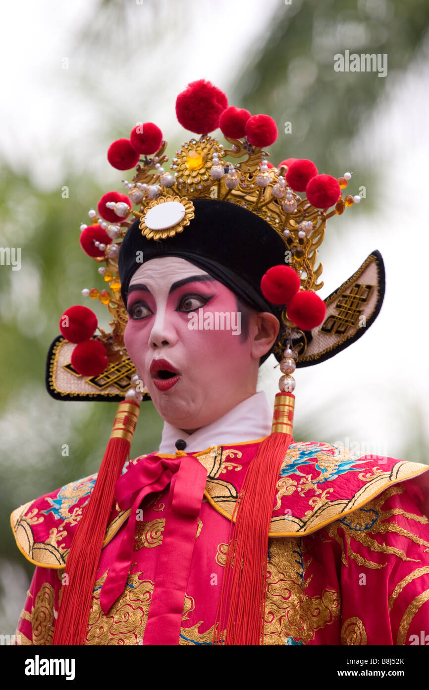 Actor From Yiu Ming Sing Cantonese Opera Group Stock Photo, 55% OFF
