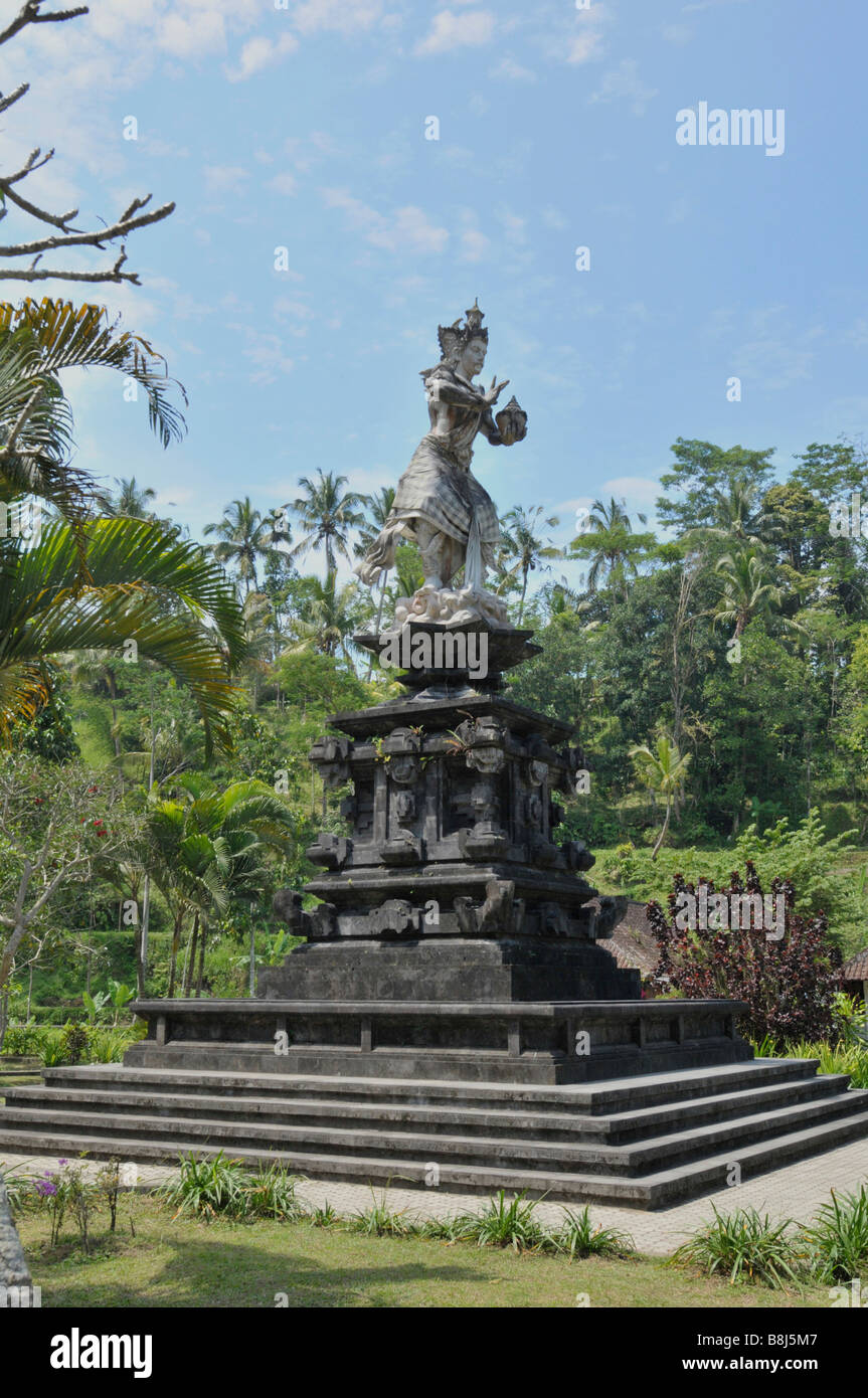 God statue in Ubud, Bali,Indonesia Stock Photo - Alamy
