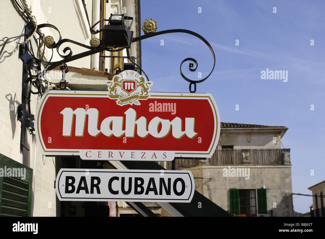 Mahou beer advertising sign hi-res stock photography and images - Alamy