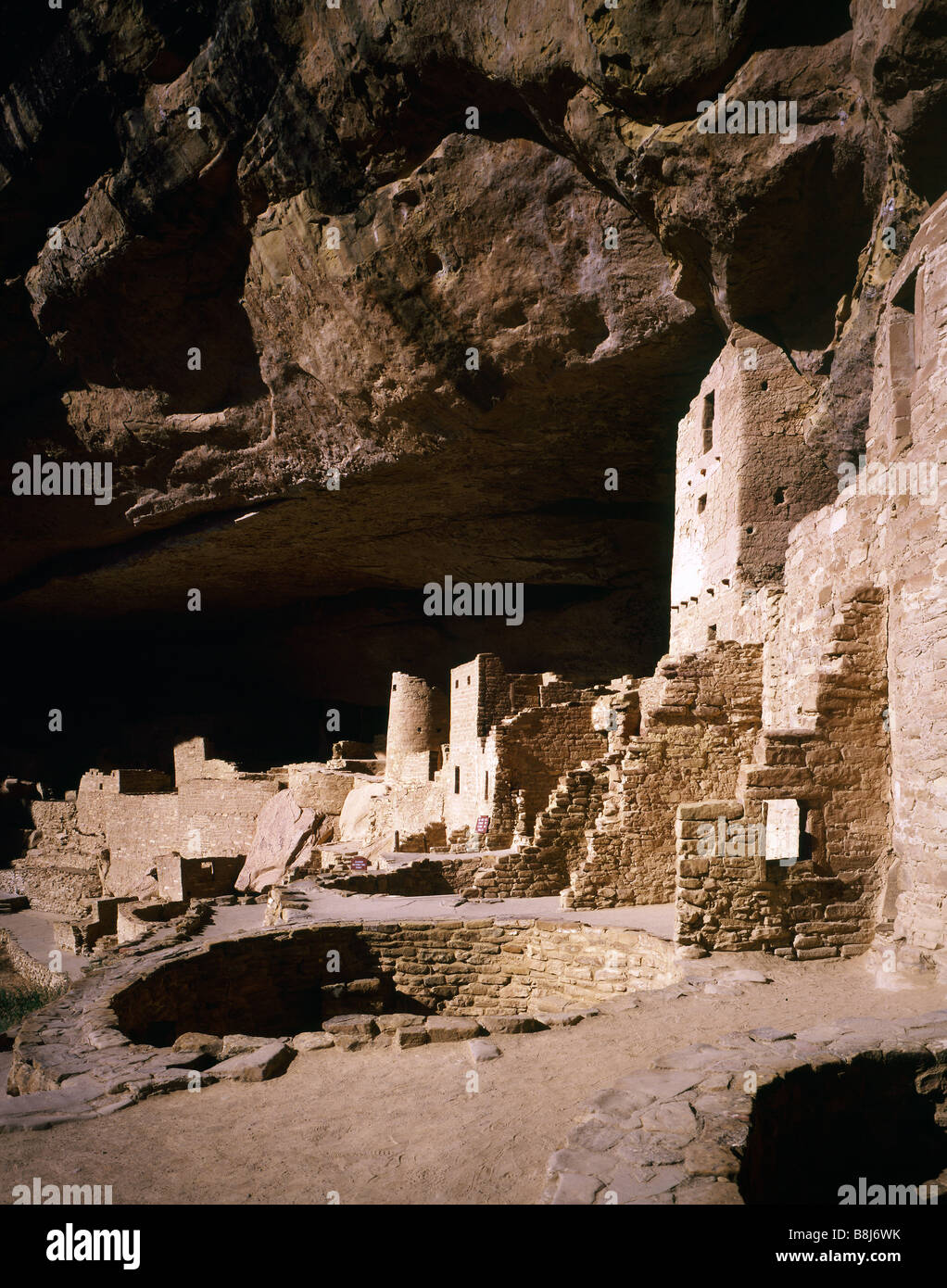 Colorado mesa verde national monument mesa verde hi-res stock ...