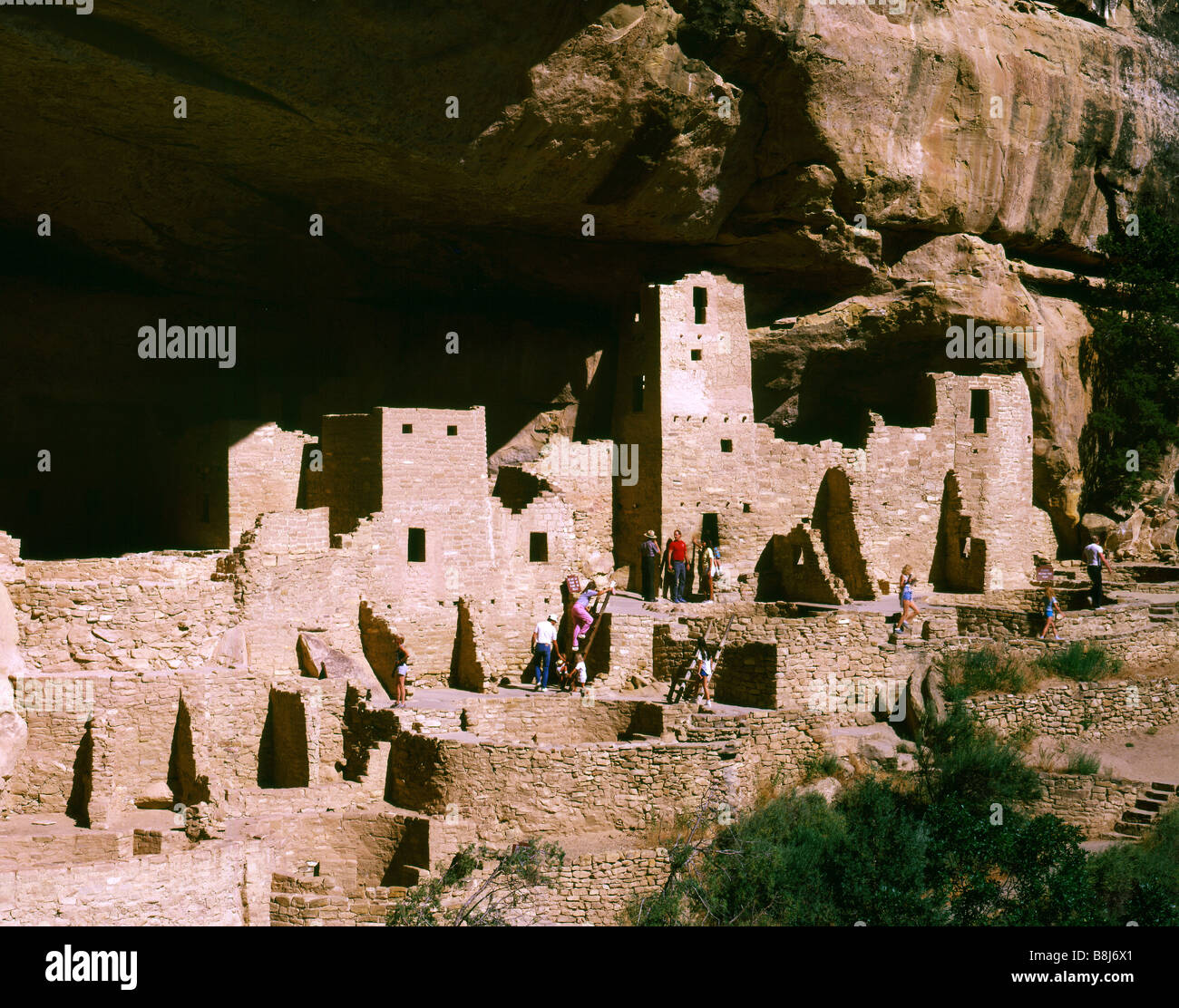 Colorado mesa verde national monument mesa verde hi-res stock ...