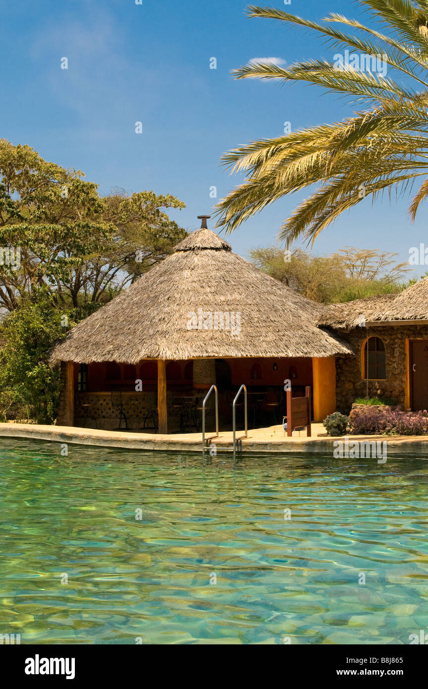 Bungalow palm hi-res stock photography and images - Alamy