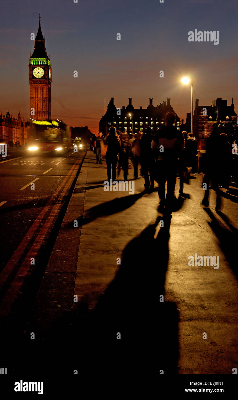 Crowds on Westminster Bridge in London at night Stock Photo - Alamy