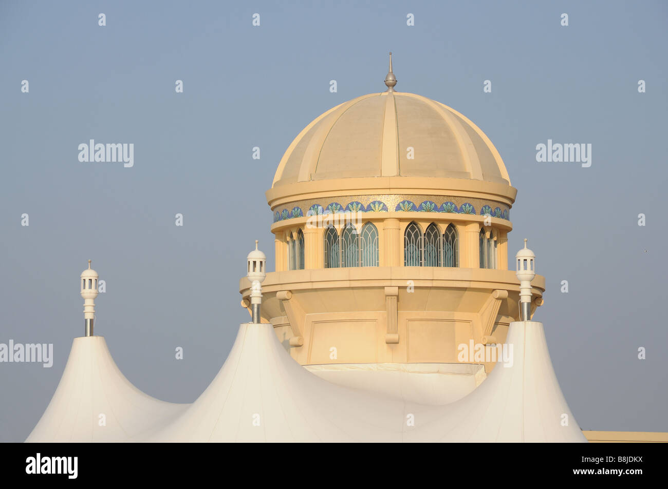 Dubai architecture hi-res stock photography and images - Alamy