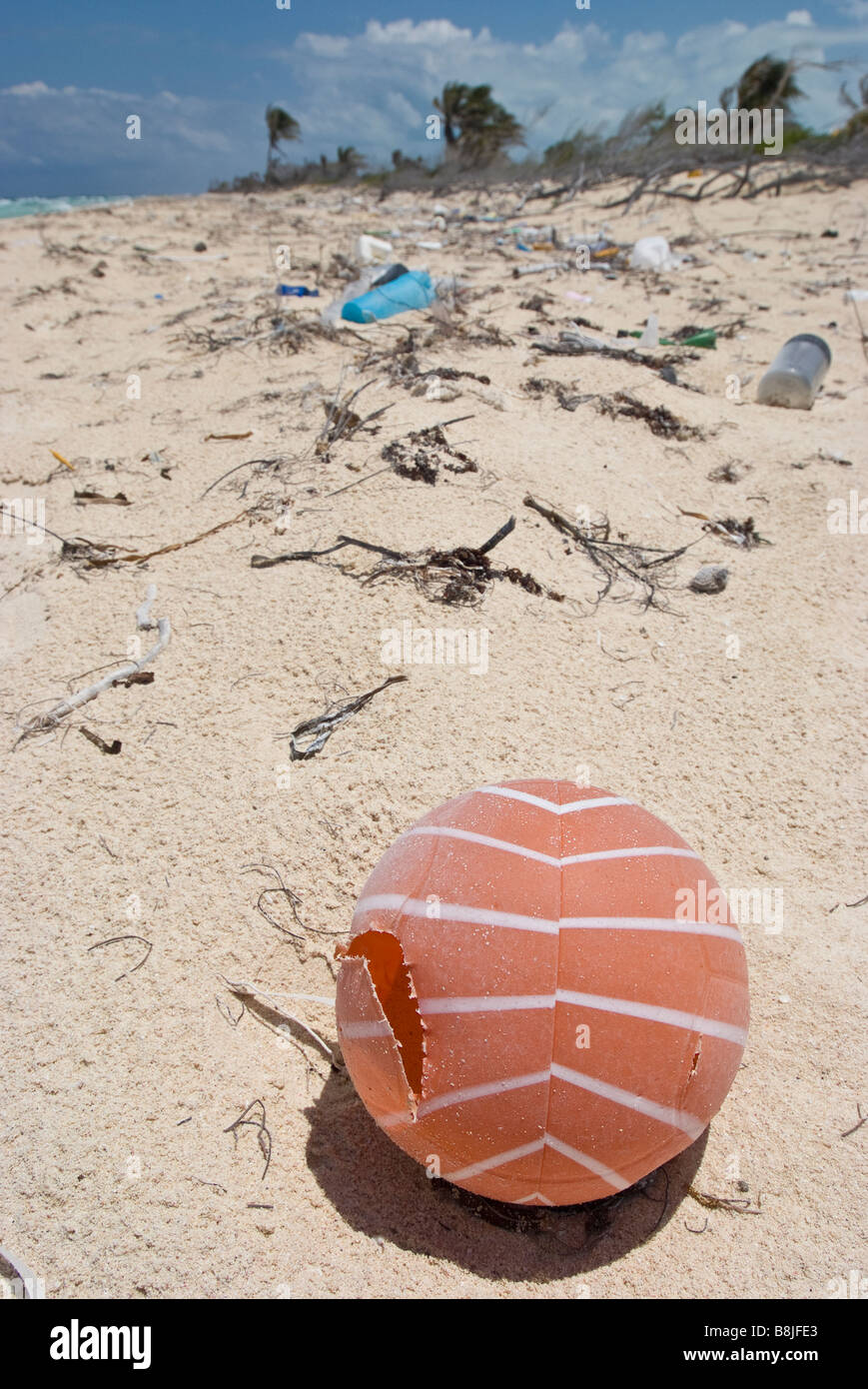 Washed up ball hi-res stock photography and images - Alamy