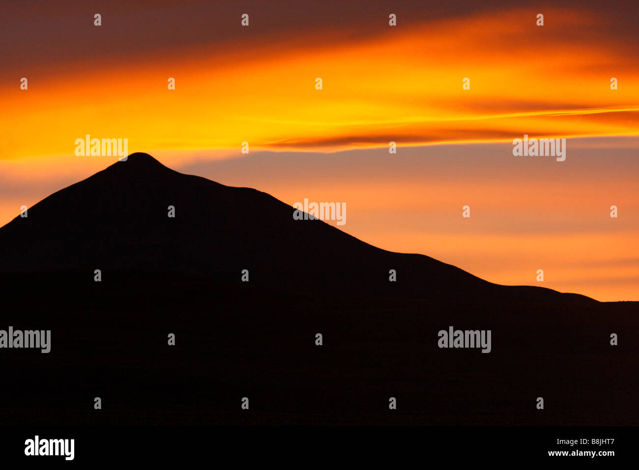 Andes mountains bolivia hi-res stock photography and images - Alamy