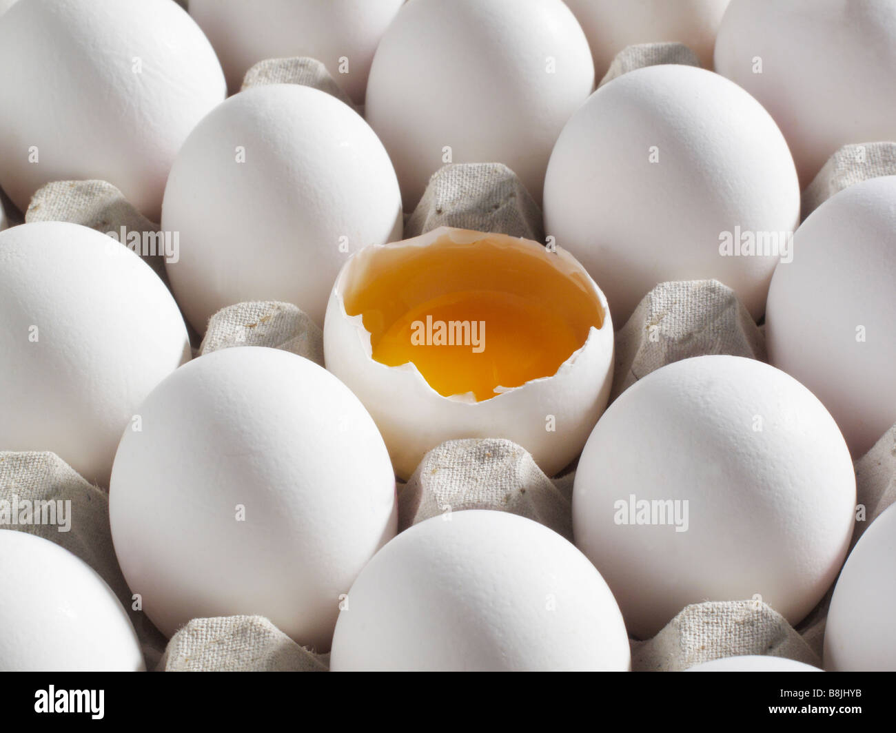 Box eggs cutout hi-res stock photography and images - Alamy