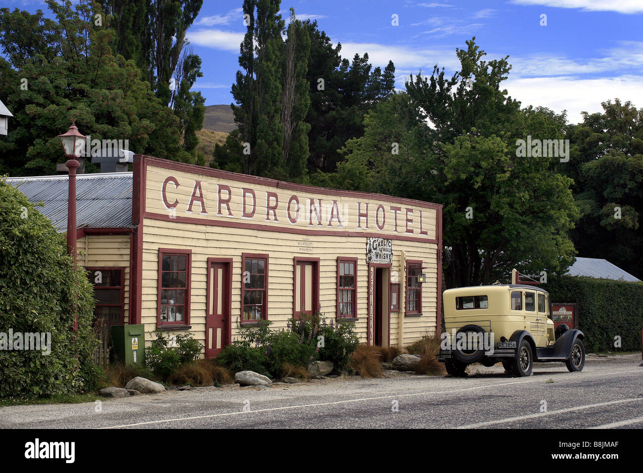 The famous Cardrona Hotel, between Wanaka and Queenstown, New Zealand ...