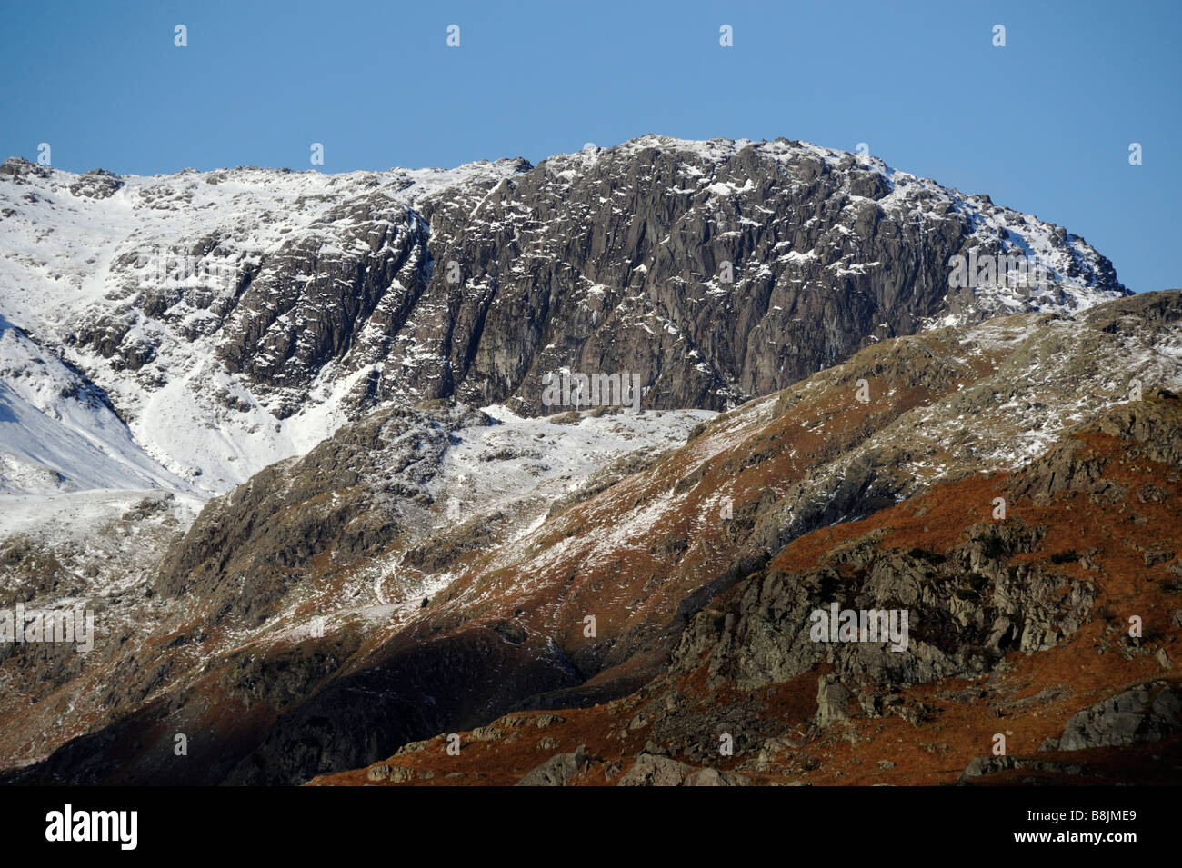 Pavey Ark in Winter. Langdale Pikes, Great Langdale. Lake District ...