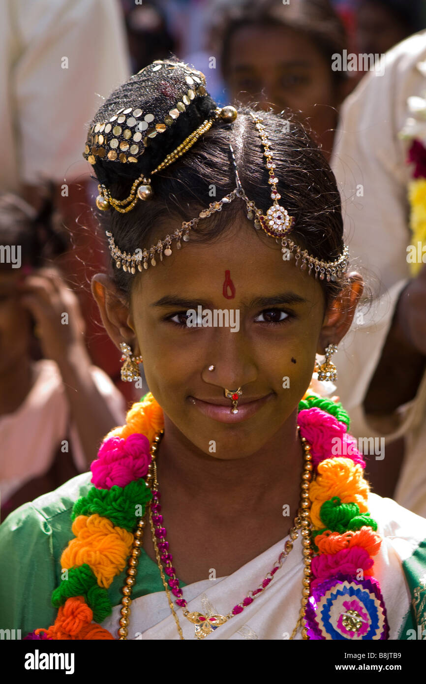 Pretty tamil girl hi-res stock photography and images - Alamy