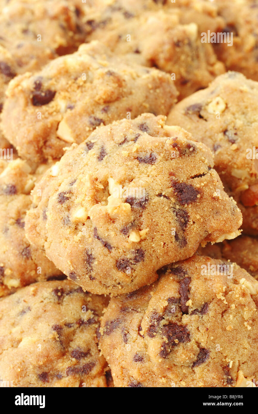 Crispy chocolate cookies hi-res stock photography and images - Alamy