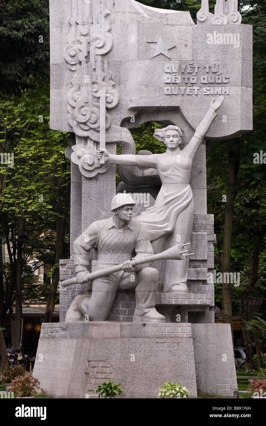 Military revolutionary socialist statue, Hanoi, Vietnam Stock Photo - Alamy