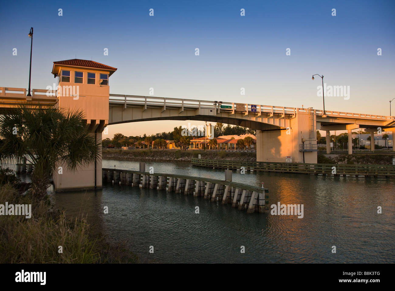 Venice Avenue Bridge over Gulf Intracoastal Waterway in Venice Florida ...